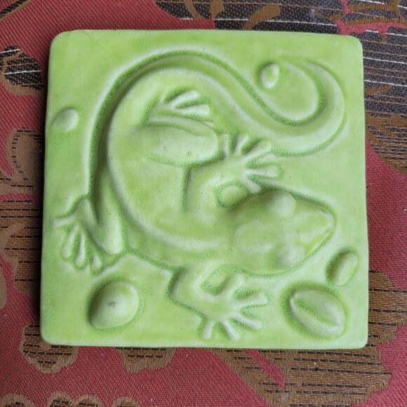 Art | Gecko Art Tile 4 X 4 | Poshmark